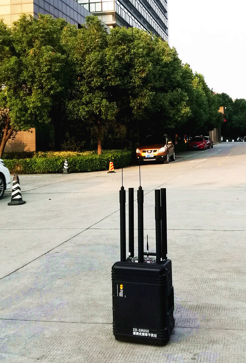 Military Wireless Signal Jammer , 20-6000 MHz Walkie Talkie Signal Jammer