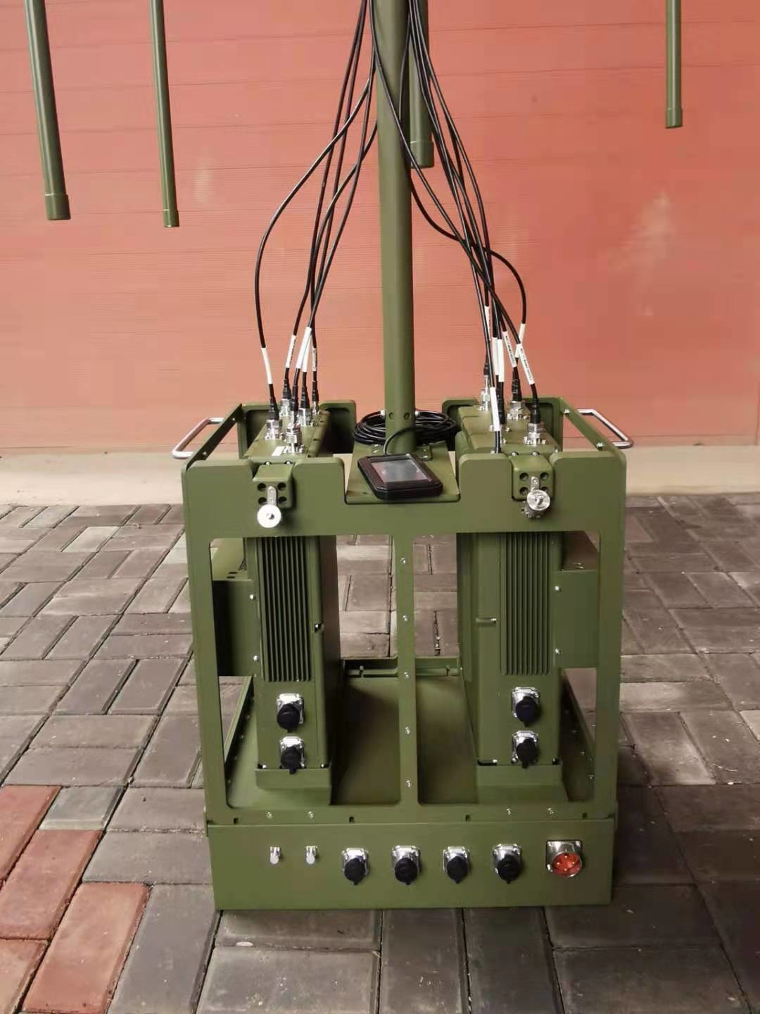 20MHz-6GHz Military Signal Jammer 1 Hour Working Time With High Security